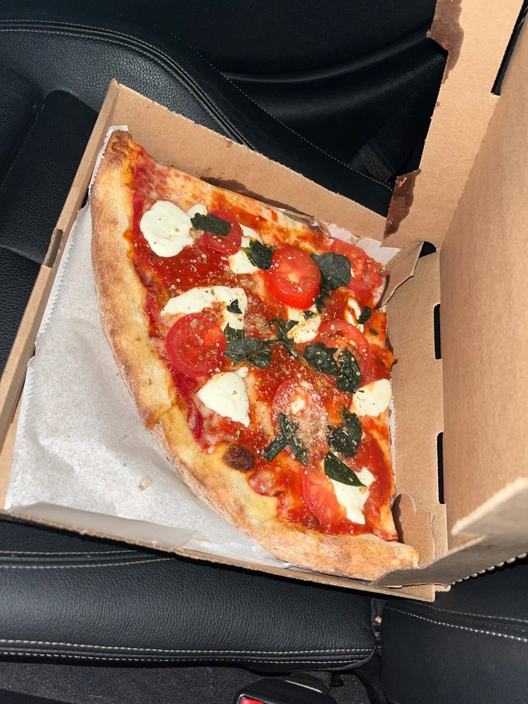 AVENT FERRY PIZZA - 10 Photos & 11 Reviews - 3231 Avent Ferry Rd ...