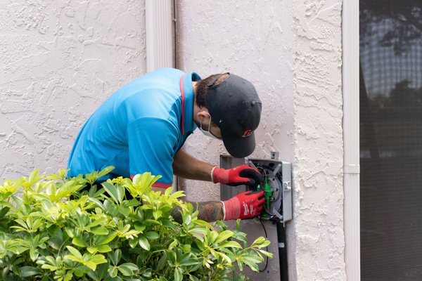 HOTWIRE COMMUNICATIONS - Updated September 2024 - 115 Photos & 752 ...