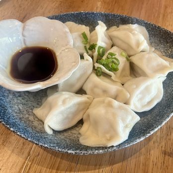 HIDDEN DUMPLING HOUSE MIDTOWN - Updated September 2024 - 744 Photos ...