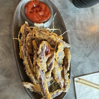 KUMA MOON - Updated November 2024 - 98 Photos & 51 Reviews - 725 ...