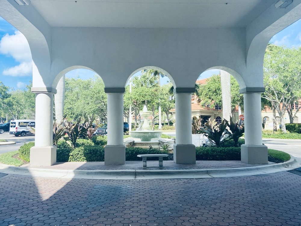 LEE HEALTH COCONUT POINT - Updated December 2025 - 23450 Via Coconut Pt ...