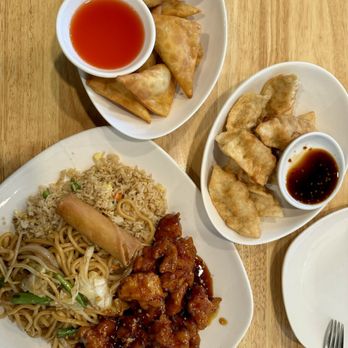 HIDDEN DUMPLING HOUSE - Updated November 2024 - 780 Photos & 472 ...