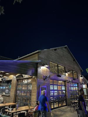 UNION 28 TAP HOUSE - Updated August 2025 - 82 Photos & 70 Reviews - 651 ...