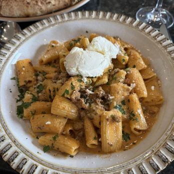 SCUTARI - Updated December 2025 - 48 Photos & 36 Reviews - 2055 ...