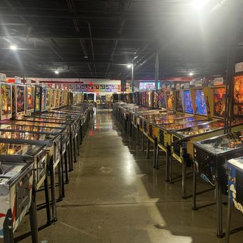 PAST TIMES ARCADE - Updated December 2025 - 73 Photos & 17 Reviews ...