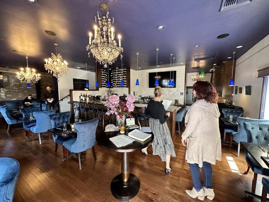 UNCORKED ON STATE - Updated October 2025 - 126 Photos & 113 Reviews ...