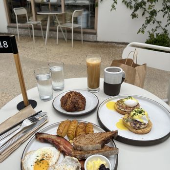 ELLER BAKERY - Updated August 2024 - 419 Photos & 235 Reviews - 1651 ...