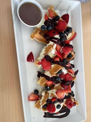 TRIPLE BERRY CAFE - Updated October 2025 - 54 Photos & 43 Reviews ...