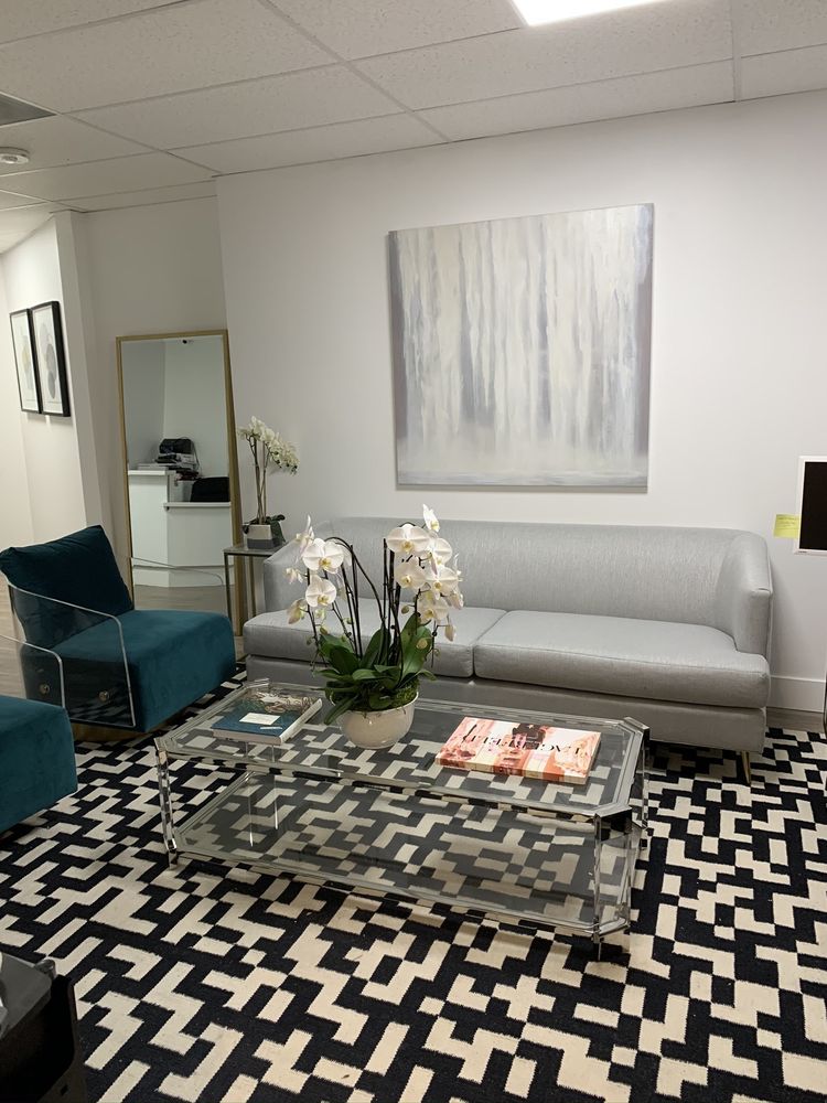 ILLUMA SURGERY CENTER - Updated December 2025 - 120 S Spalding Dr ...