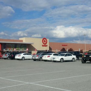 TARGET - Updated July 2025 - 32 Photos & 18 Reviews - 2350 Troy Rd ...