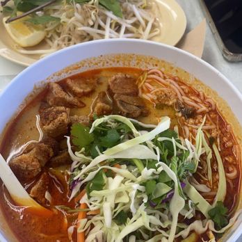 LA KITCHEN, Fresno, California - 3049 W Ashlan Ave - Updated October ...