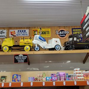 ALBRIGHT’S GROCERY STORE - Updated June 2024 - 10 Photos - Corunna ...