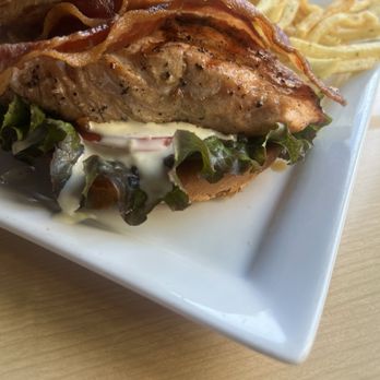 THE COWFISH SUSHI BURGER BAR - Updated August 2025 - 2538 Photos & 2075 ...