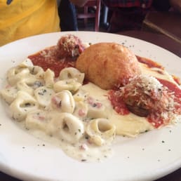 STRINGS ITALIAN CAFE - Updated October 2025 - 110 Photos & 243 Reviews ...