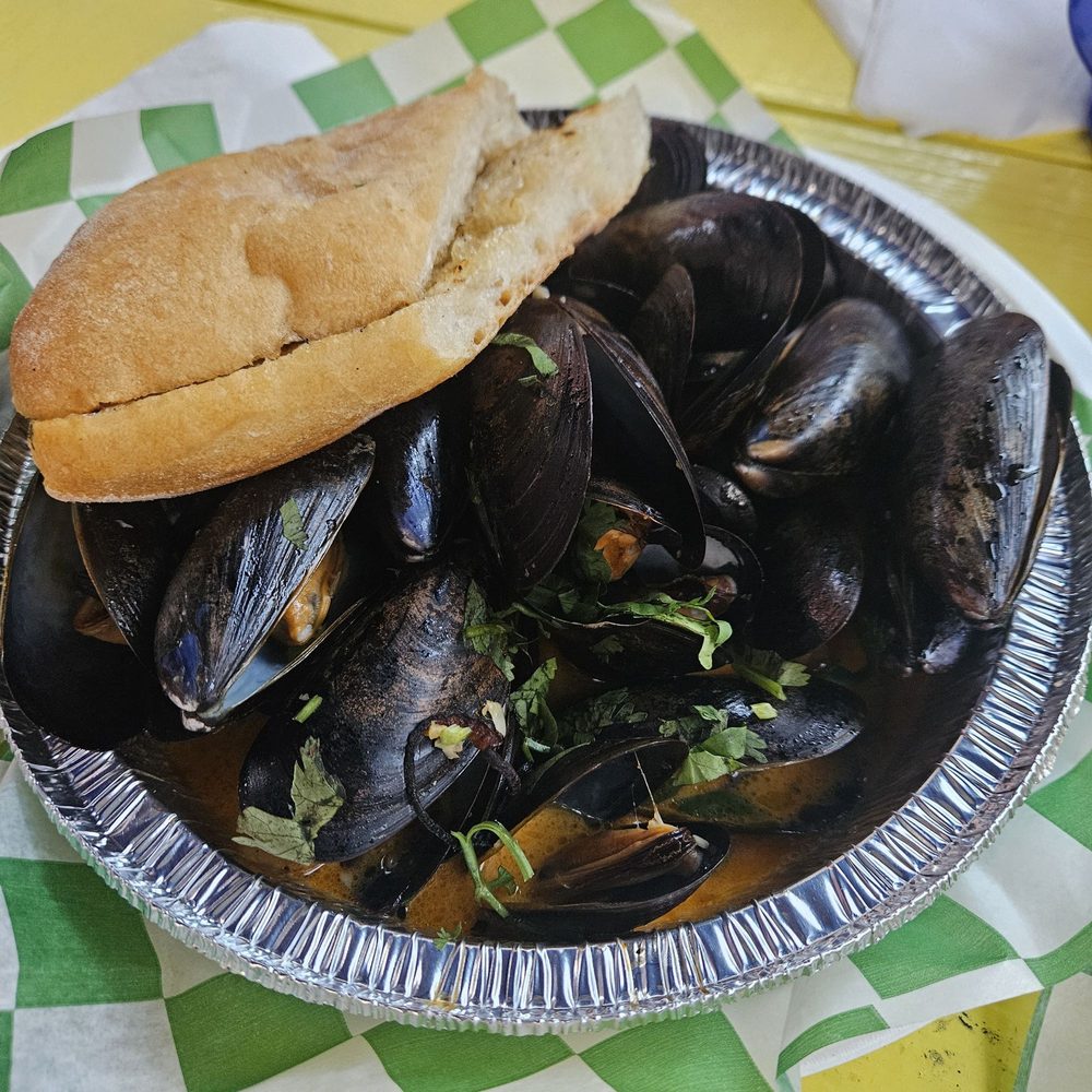 LOBSTER GARAGE - Updated August 2025 - 41 Photos & 20 Reviews - 98 ...