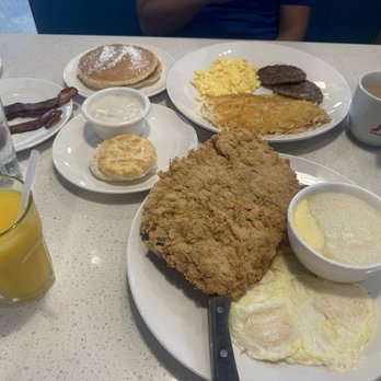 SCRAMBLER CAFE PRINCETON - Updated October 2025 - 110 Photos & 89 ...