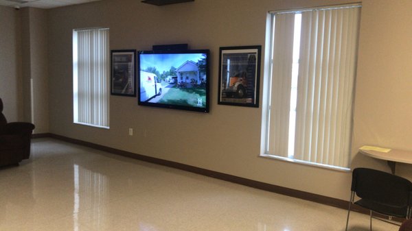 TRUCK CENTERS - Updated December 2025 - 22 Photos - 2280 Formosa Rd ...