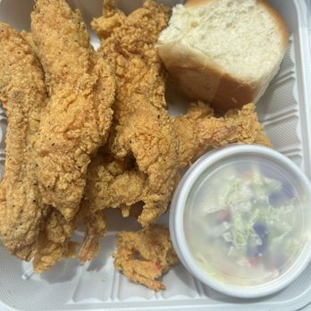 PLAZA FISH MARKET - Updated December 2025 - 49 Photos & 99 Reviews ...