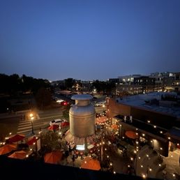 LINGER - Updated December 2025 - 4381 Photos & 4364 Reviews - 2030 W ...