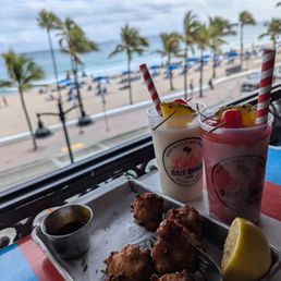 LULU’S BAIT SHACK - Updated December 2025 - 932 Photos & 936 Reviews ...