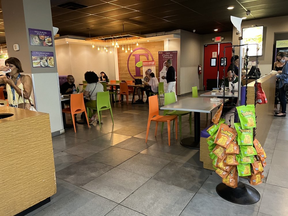 FRESHMART - Updated October 2025 - 18 Photos & 20 Reviews - Calle Calaf ...