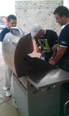 REUTHER FORD - Updated October 2025 - 26 Photos - 1325 McNutt St ...