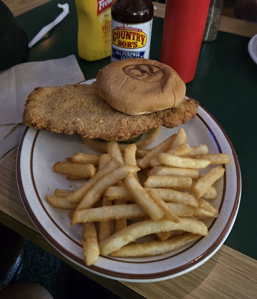 92 ROADHOUSE BAR & GRILL - Updated May 2026 - 23042 Highway 92 ...