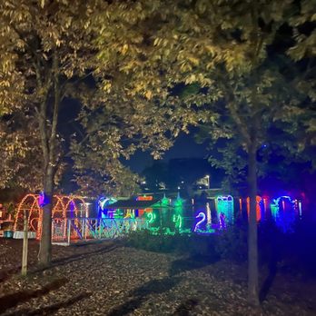 ROGER WILLIAMS PARK ZOO - Updated August 2024 - 1144 Photos & 294 ...