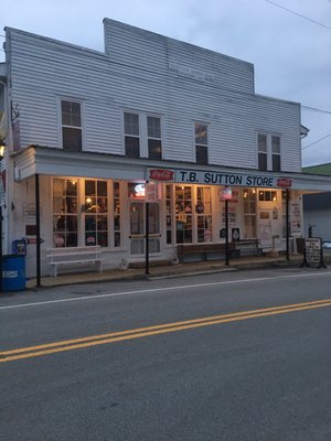 SUTTON GENERAL STORE - 27 Photos - 169 Clover St, Granville, Tennessee ...