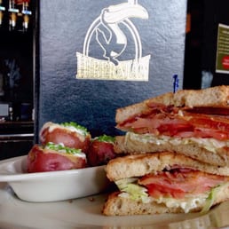 HIBERNIAN RESTAURANT & PUB - 325 Photos & 309 Reviews - 311 Glenwood ...