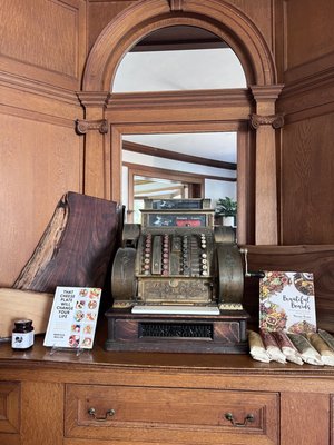 THE QUARTERS COFFEE HOUSE - Updated November 2024 - 310 Photos & 115 ...