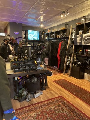 VAMPFANGS - Updated August 2025 - 35 Photos & 29 Reviews - 244 Essex St ...