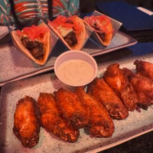 VANITY RESTAURANT AND BAR - Updated July 2025 - 78 Photos & 36 Reviews ...