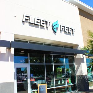 FLEET FEET - Updated April 2025 - 191 Photos & 570 Reviews - 2311 J St ...