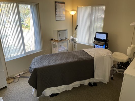 LUSH MEDSPA - Updated October 2025 - 19 Photos - 637 Speedwell Ave ...