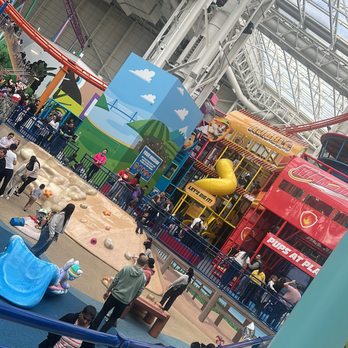 NICKELODEON UNIVERSE - Updated April 2025 - 510 Photos & 212 Reviews ...
