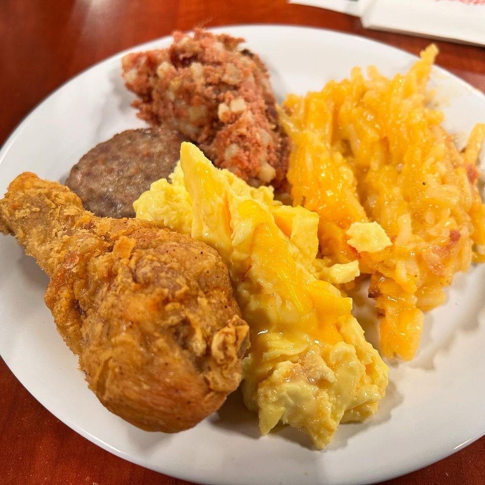 GOLDEN CORRAL BUFFET & GRILL - Updated December 2024 - 400 Photos & 379 ...