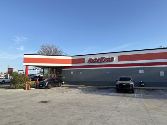 AUTO ZONE - Updated July 2025 - 1400 NW 27th Ave, Miami, Florida - Auto ...