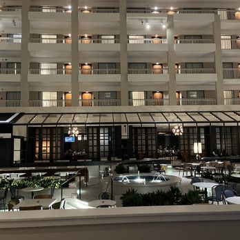 EMBASSY SUITES BY HILTON ATLANTA BUCKHEAD - Updated May 2025 - 458 ...