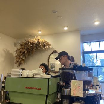 KEEPER COFFEE - Updated December 2024 - 196 Photos & 147 Reviews - 4515 ...