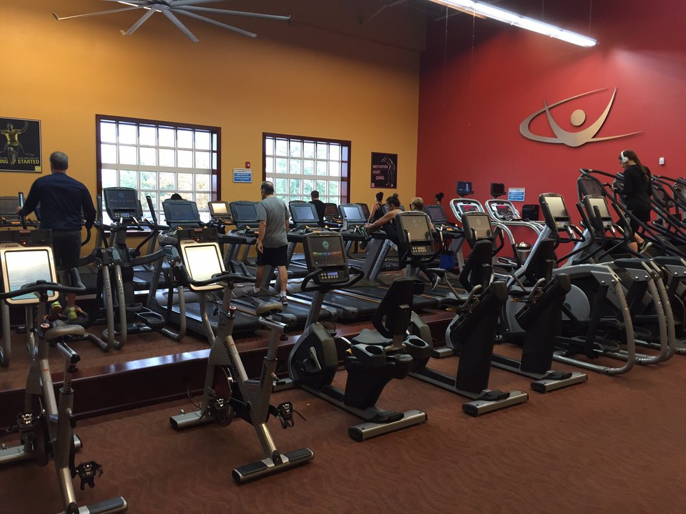 CLUB METRO USA - Updated July 2025 - 13 Photos & 21 Reviews - 202 ...