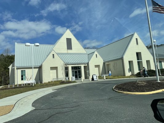 LAPRADE LIBRARY - Updated October 2025 - 27 Photos - 9000 Hull Street ...