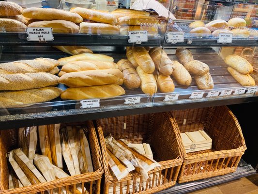 DORIS ITALIAN MARKET & BAKERY - Updated October 2025 - 228 Photos & 228 ...