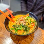 TOSS NOODLE BAR - 1125 Photos & 1207 Reviews - Asian Fusion - 2272 ...