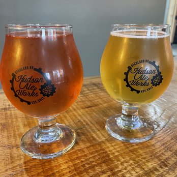 HUDSON ALE WORKS - Updated August 2024 - 66 Photos & 40 Reviews - 17 ...