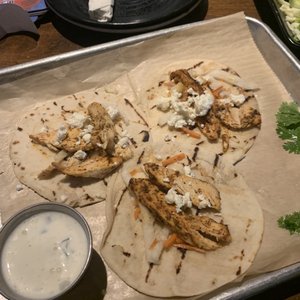 TABLE SIX KITCHEN + BAR - 432 Photos & 779 Reviews - 6113 Whipple Ave ...