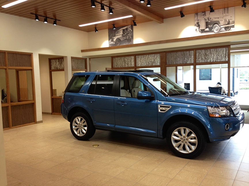 LAND ROVER SOLON - Updated December 2025 - 14 Photos & 23 Reviews ...