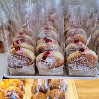 SUNMERRY BAKERY - Updated August 2025 - 665 Photos & 199 Reviews - 8116 ...