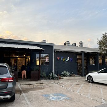 TRUTH BBQ - 1690 Photos & 868 Reviews - 110 S Heights Blvd, Houston ...