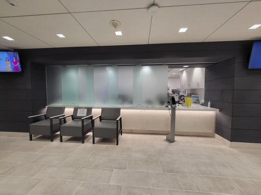 DECONCINI DINO T, MD - Updated January 2026 - 18 Reviews - 8631 W Third ...